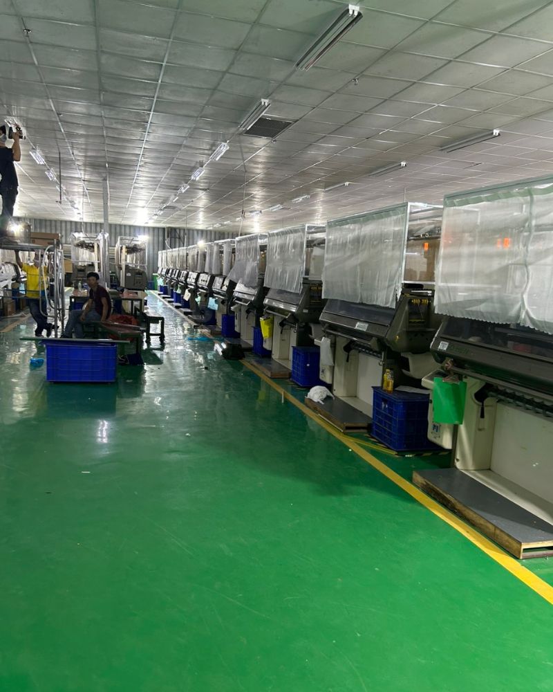 Thi công vách ngăn nhà máy dệt kim bằng